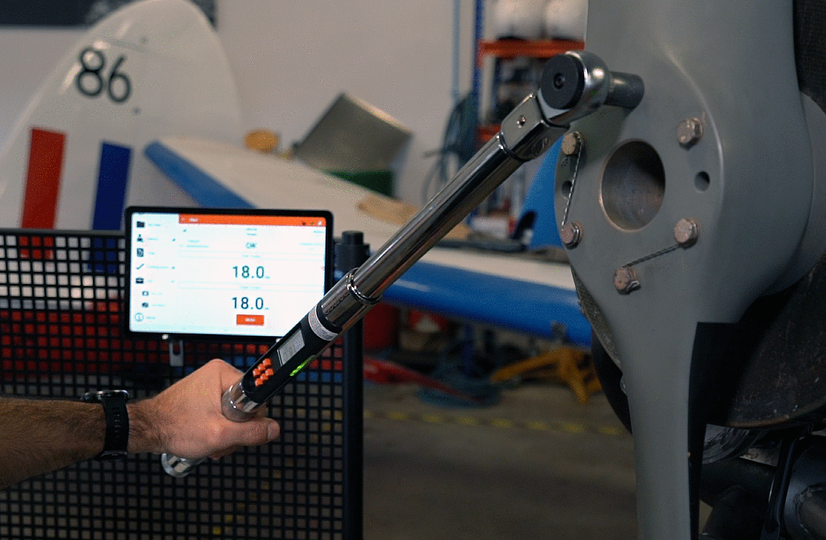 Динамометричен ключ 24x32mm 32.5-650 Nm Bluetooth BAHCO TAWMB24650